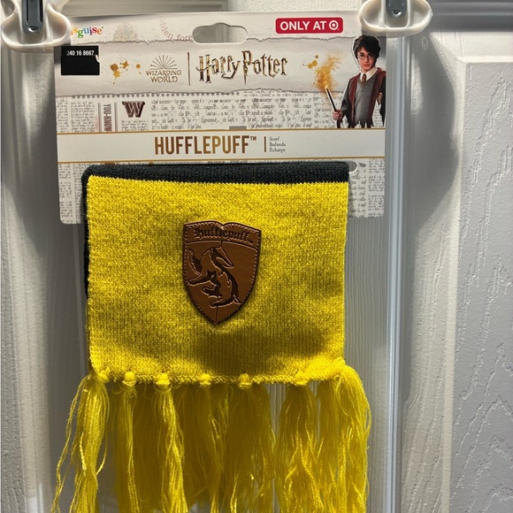 Disguise | Costumes | Harry Potter Hufflepuff Scarf Costume Accessory ...